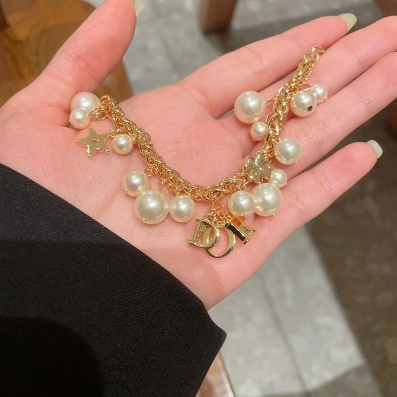 1:1 copy Christian Dior Bracelets