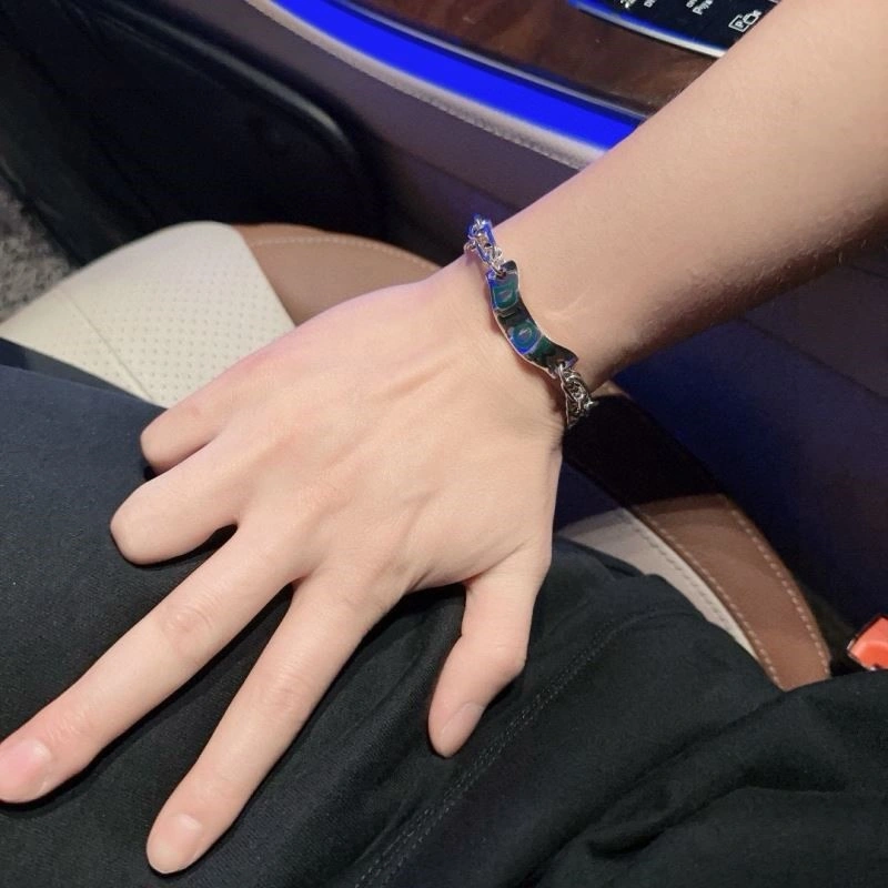 Low-cost Christian Dior Bracelets