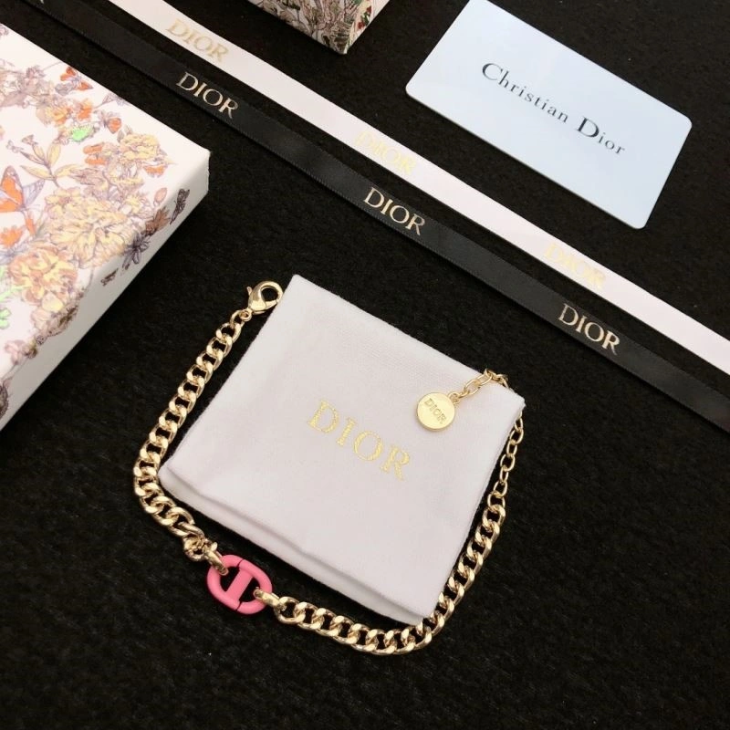 Top match Christian Dior Bracelets