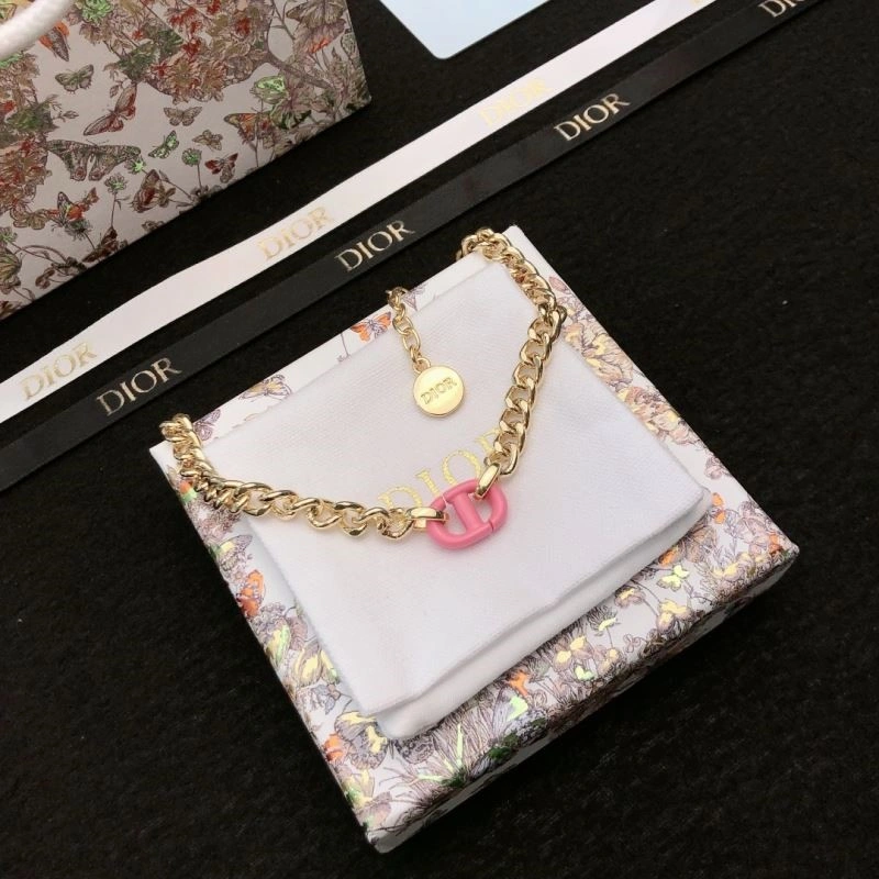 Top match Christian Dior Bracelets
