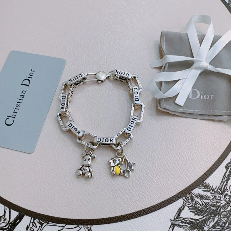 Top mirror Christian Dior Bracelets