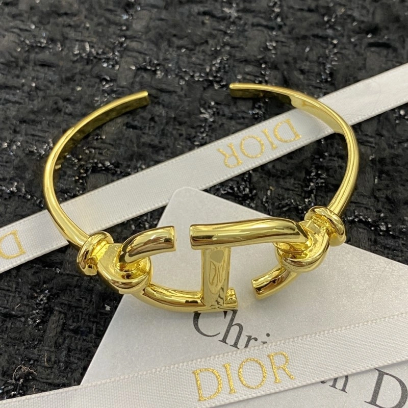 Low-cost Christian Dior Bracelets