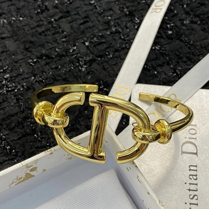 Low-cost Christian Dior Bracelets