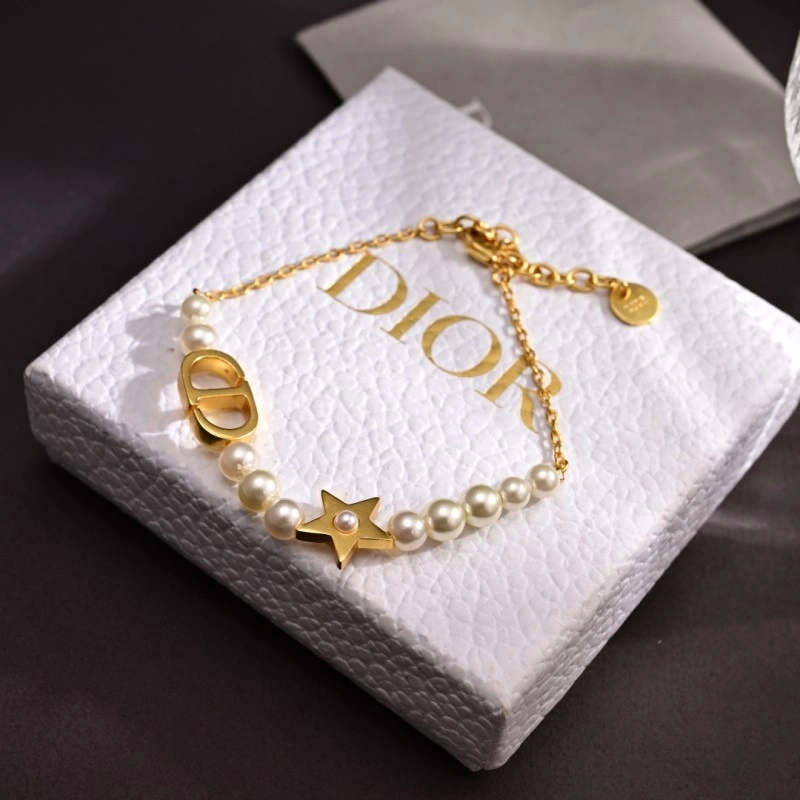 Top mirror Christian Dior Bracelets