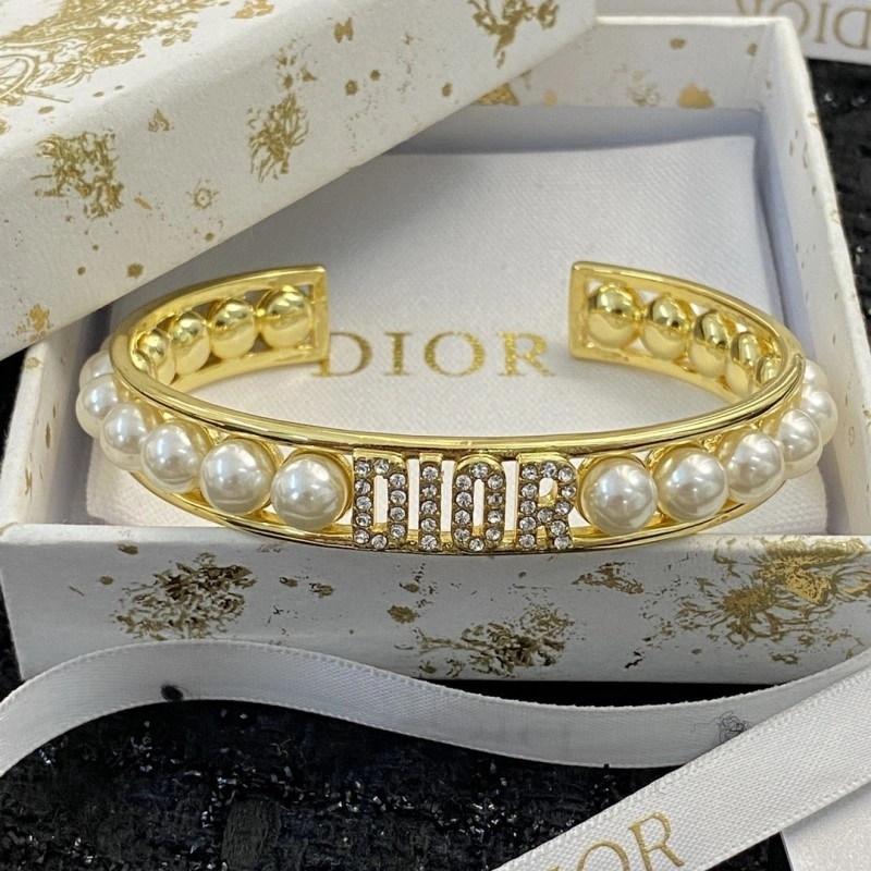 Inexpensive Christian Dior Bracelets