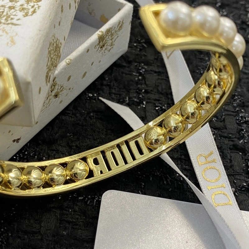 Inexpensive Christian Dior Bracelets