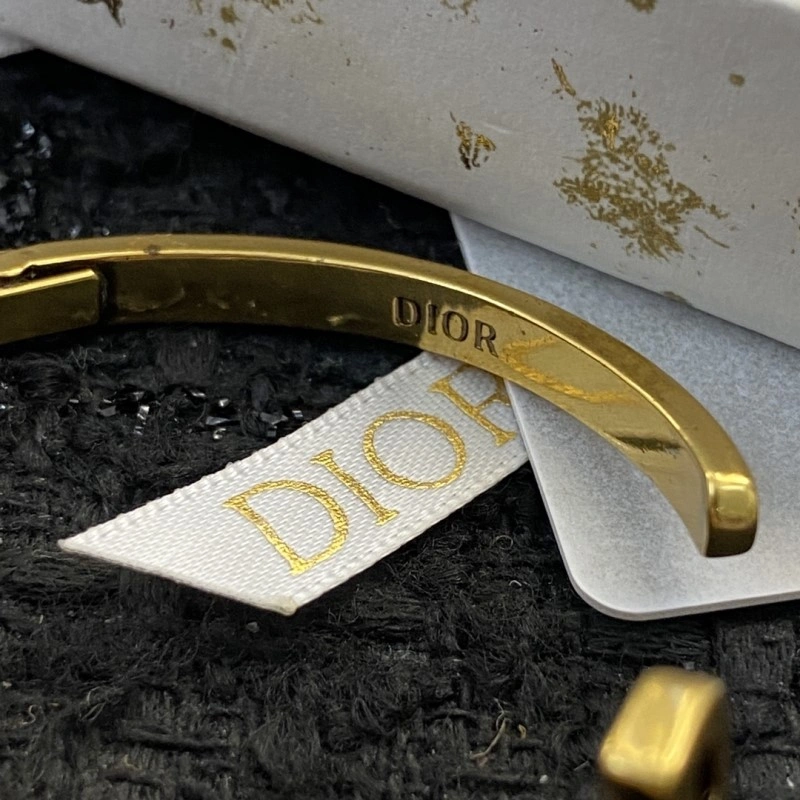 Bargain Christian Dior Bracelets