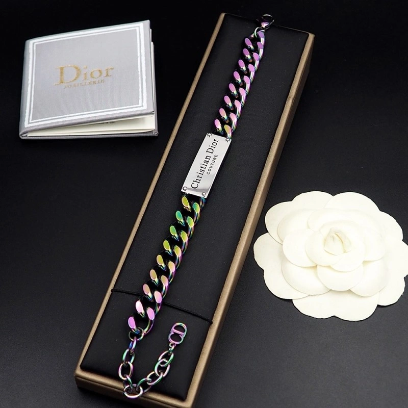 Accurate model Christian Dior Bracelets