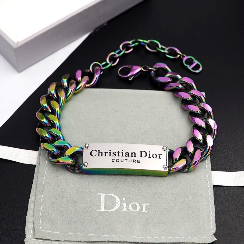 Accurate model Christian Dior Bracelets