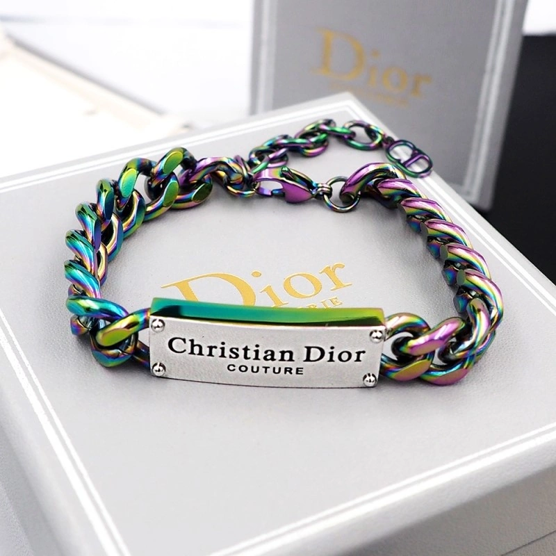 Accurate model Christian Dior Bracelets