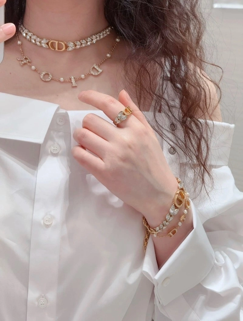 Discounted Christian Dior Bracelets