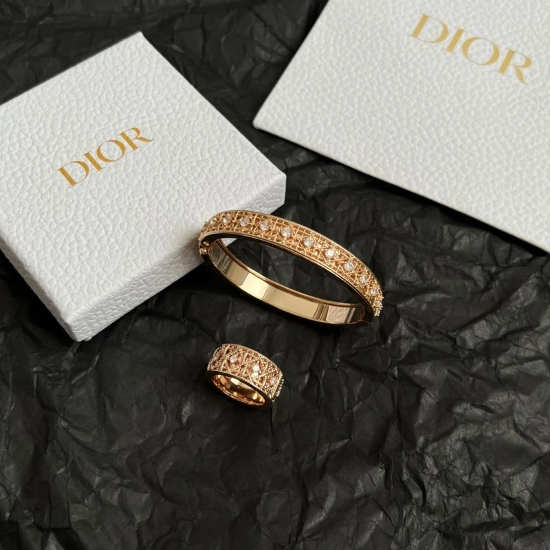 Top mirror Christian Dior Bracelets