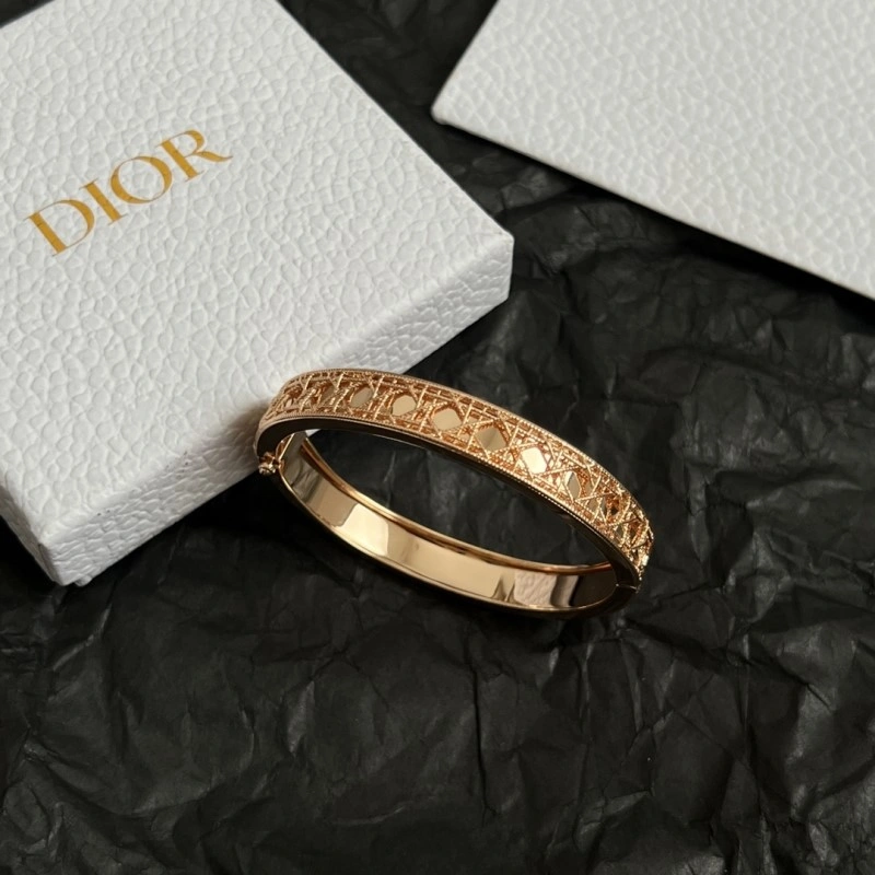 Economical Christian Dior Bracelets