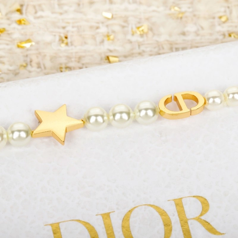 Low-cost Christian Dior Bracelets
