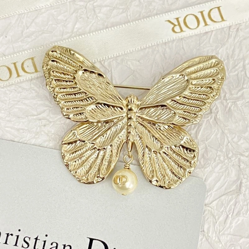 Inexpensive Christian Dior Brooches
