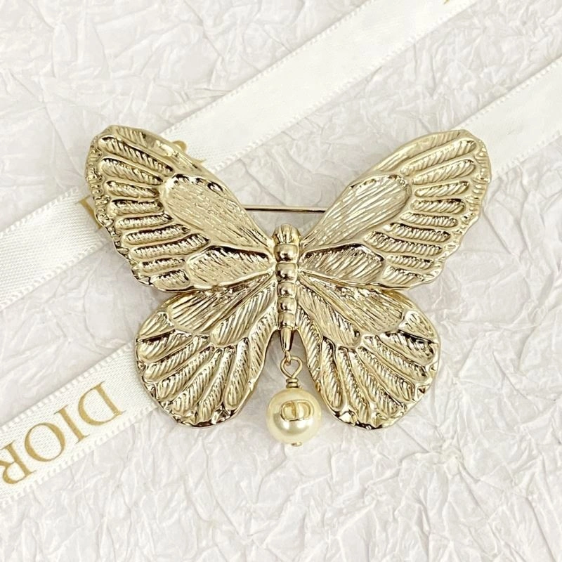 Inexpensive Christian Dior Brooches