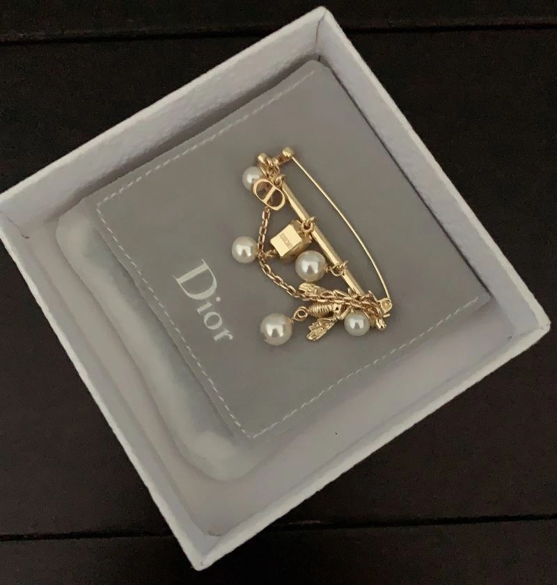 Perfect replica Christian Dior Brooches