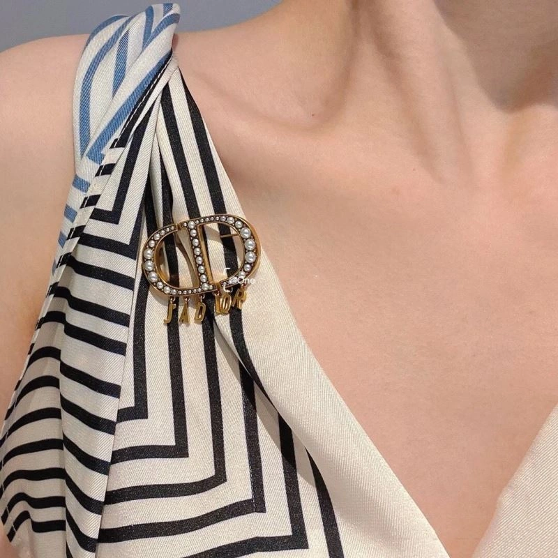 Legit Christian Dior Brooches