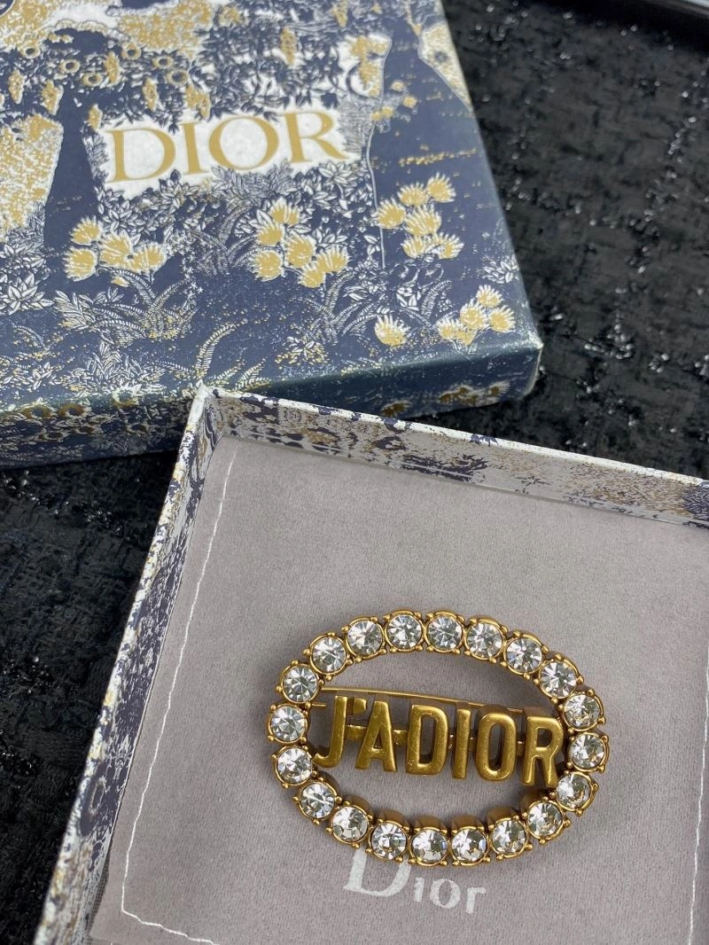 High accuracy Christian Dior Brooches