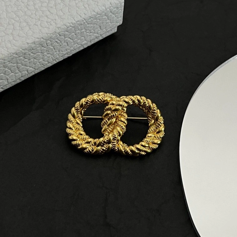 1:1 copy Christian Dior Brooches