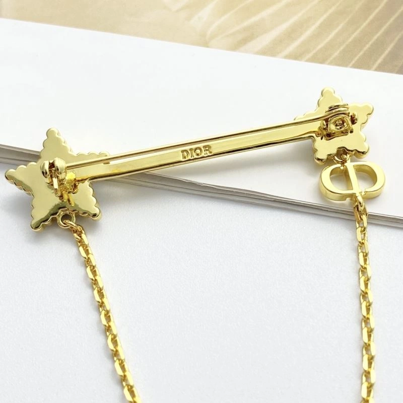 1:1 copy Christian Dior Brooches