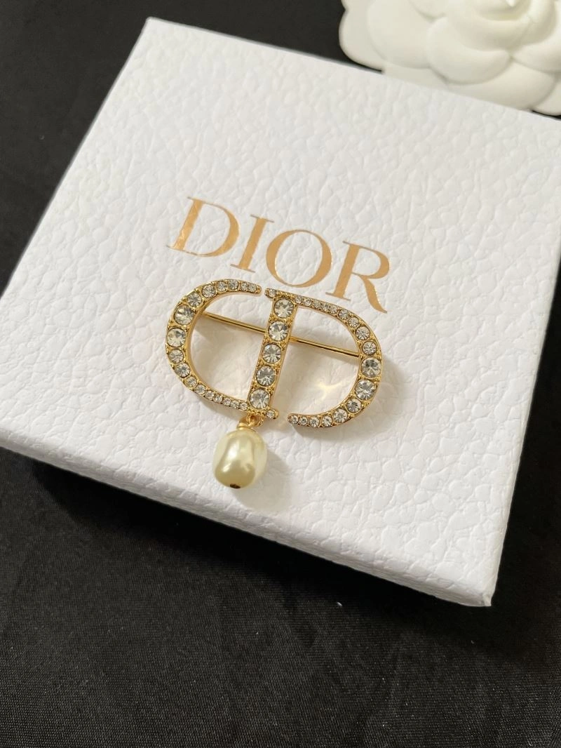 Brand-authenticated Christian Dior Brooches
