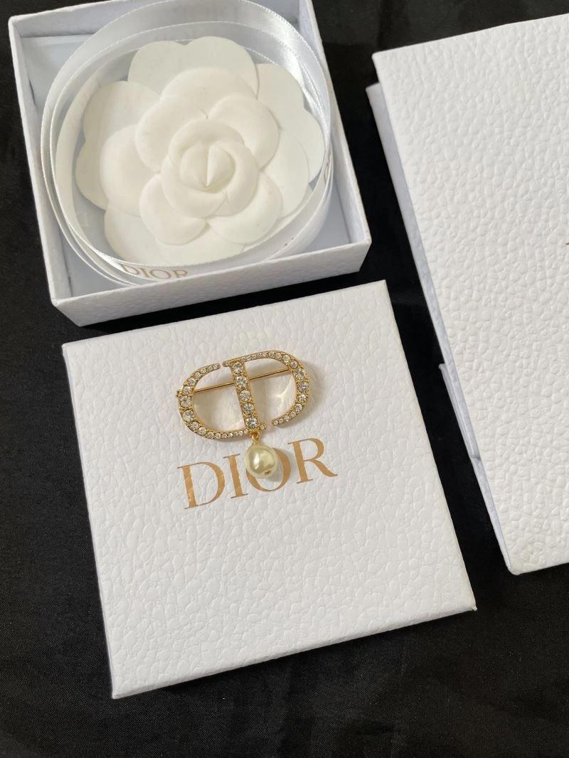 Brand-authenticated Christian Dior Brooches