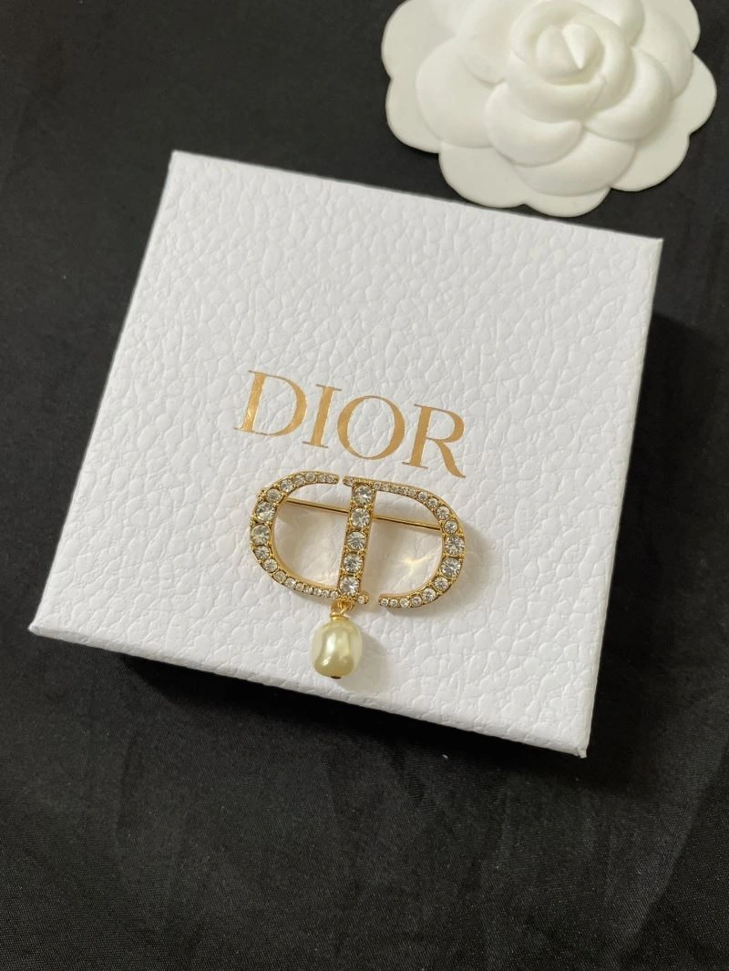 Brand-authenticated Christian Dior Brooches