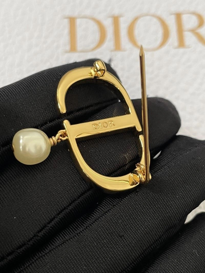 Brand-authenticated Christian Dior Brooches
