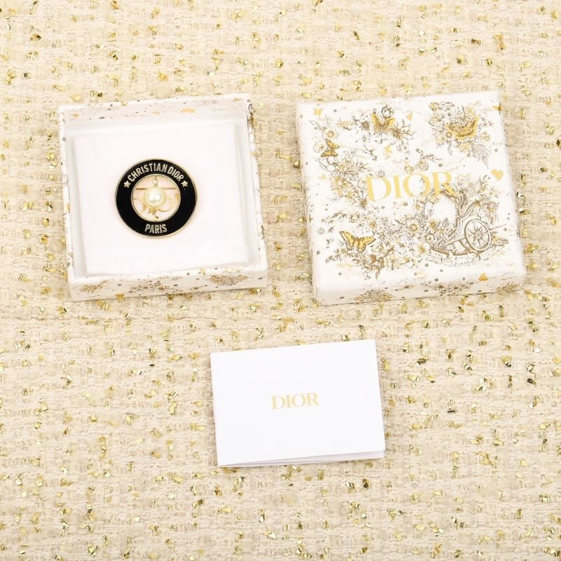 Christian Dior Brooches