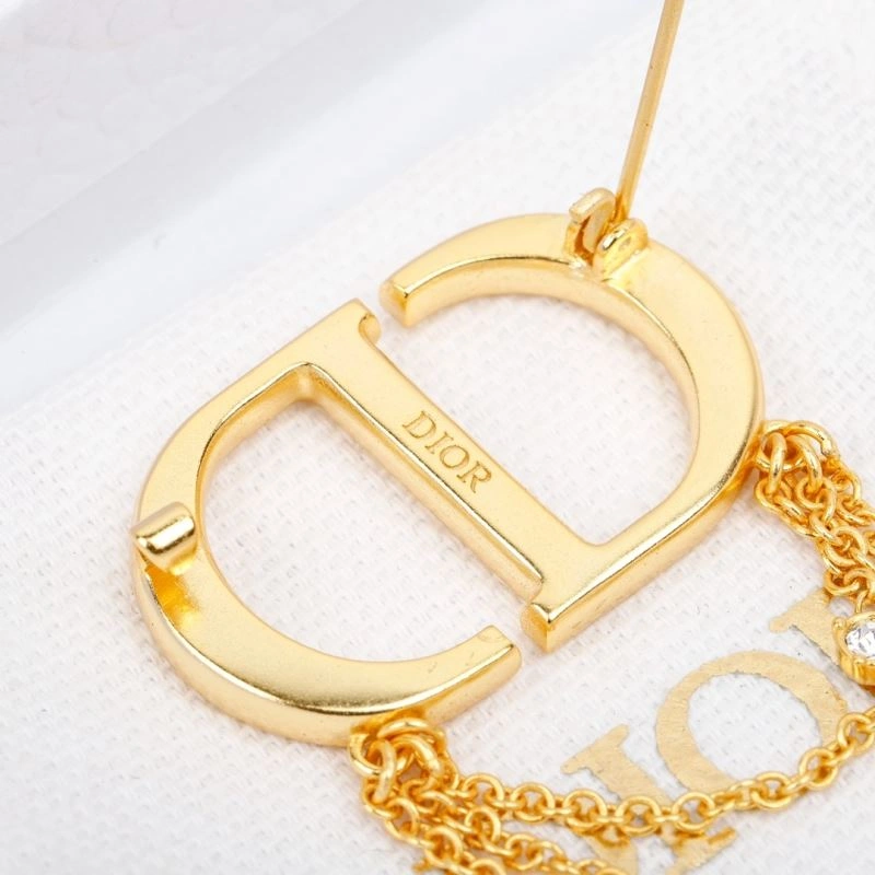 1:1 copy Christian Dior Brooches