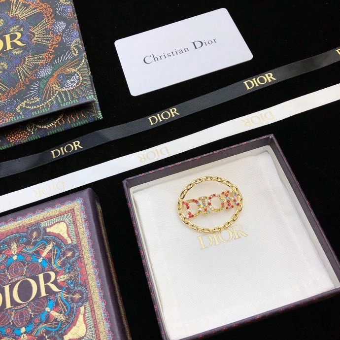 High accuracy Christian Dior Brooches
