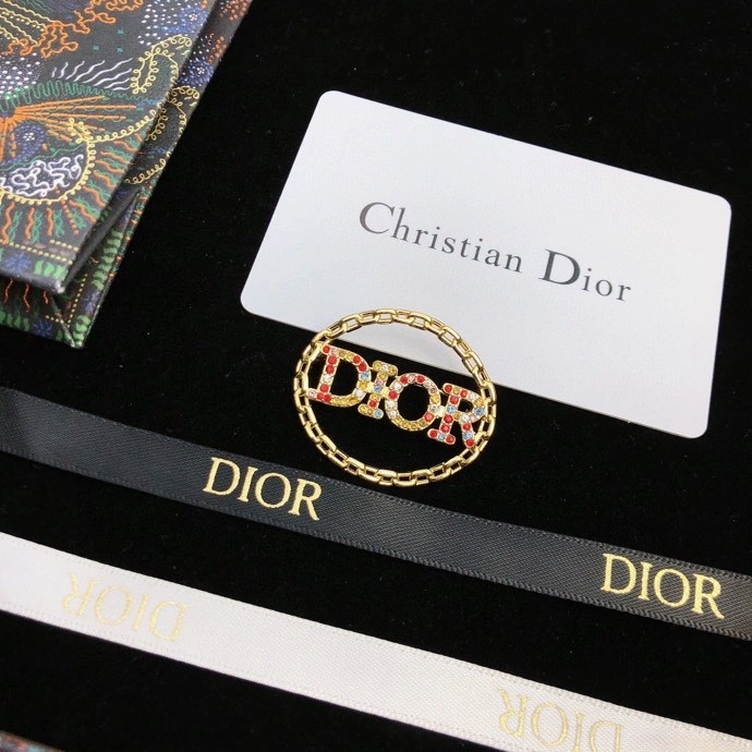 High accuracy Christian Dior Brooches