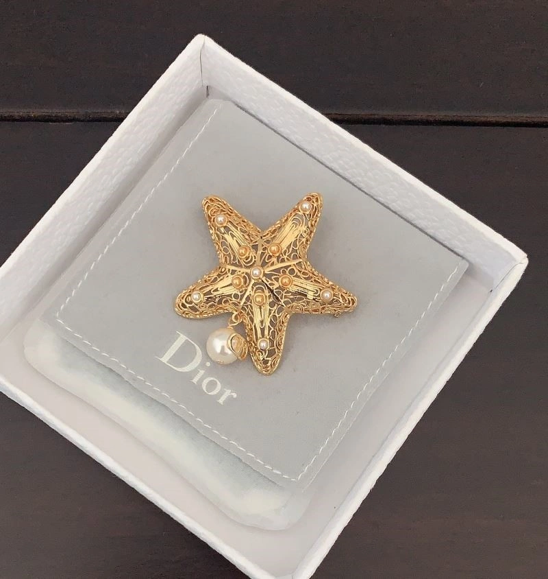 Inexpensive Christian Dior Brooches