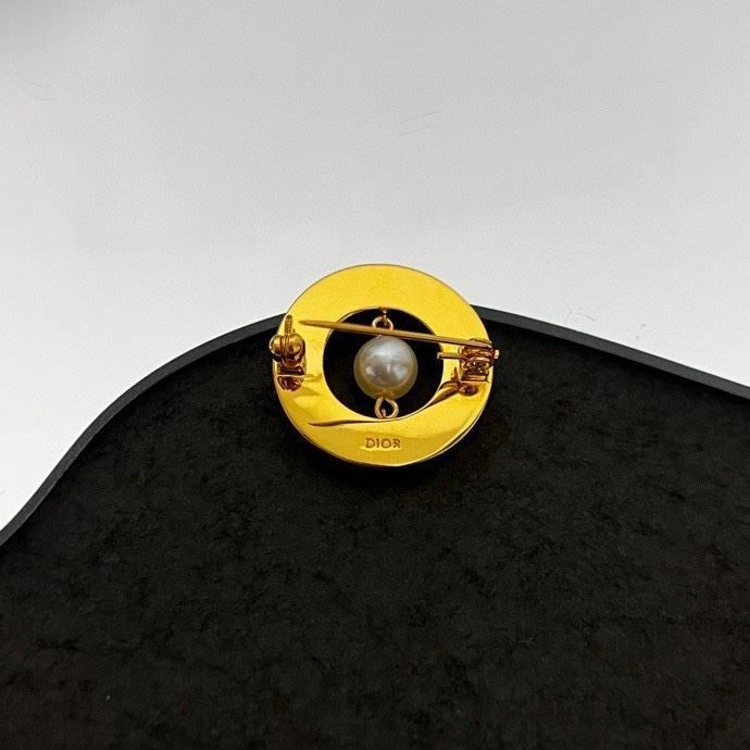 Value-priced Christian Dior Brooches