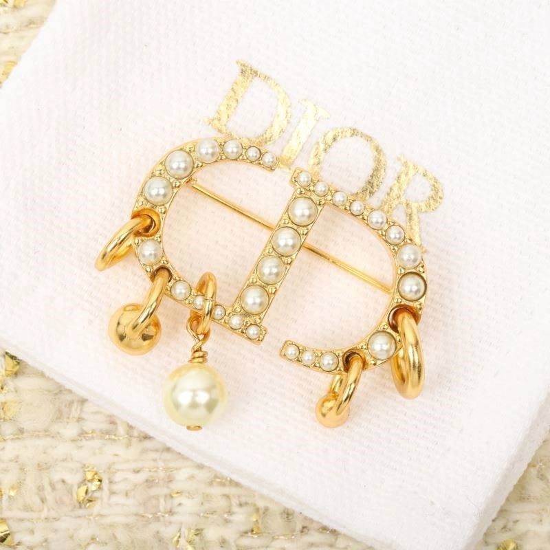 Reasonably priced Christian Dior Brooches