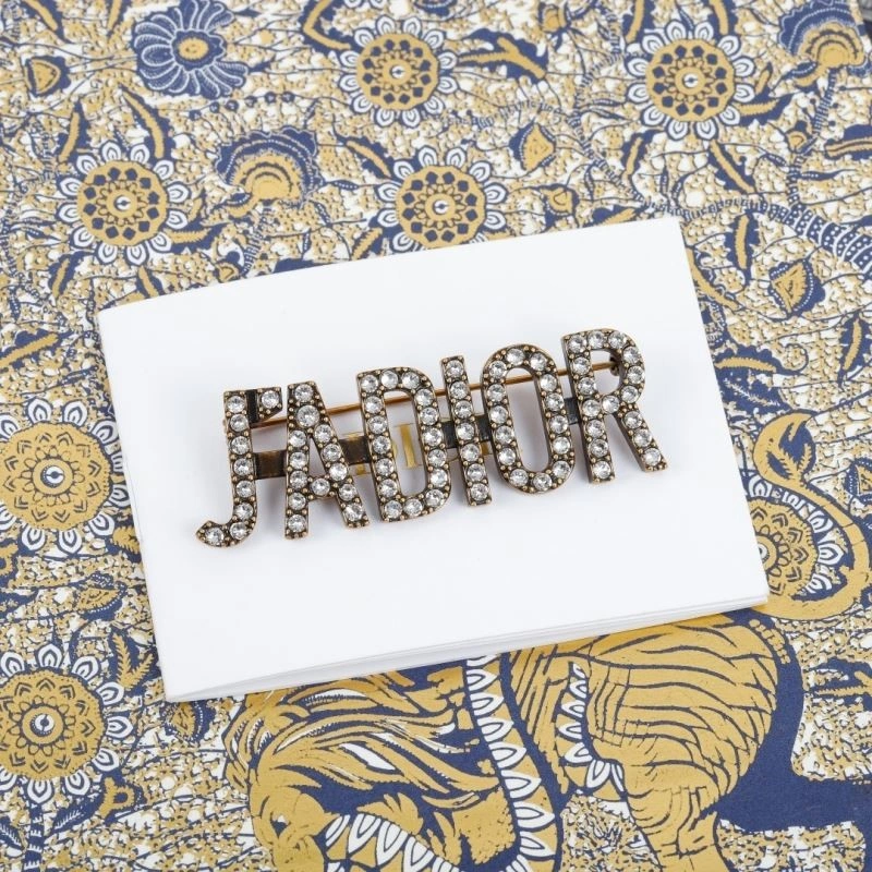 Top mirror Christian Dior Brooches