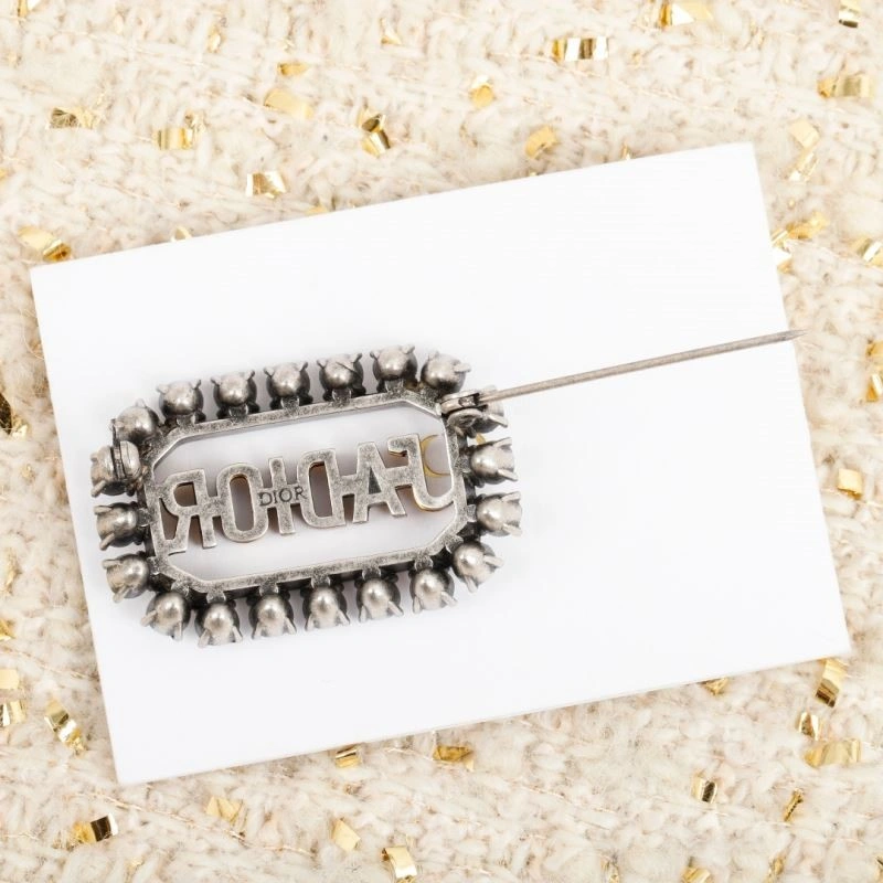 Factory-made Christian Dior Brooches