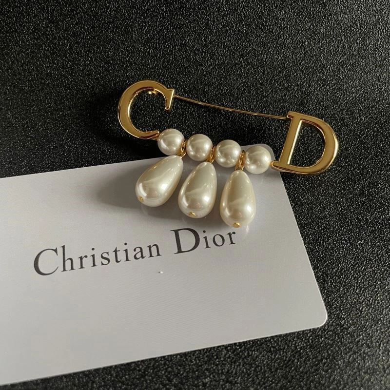 Reasonably priced Christian Dior Brooches