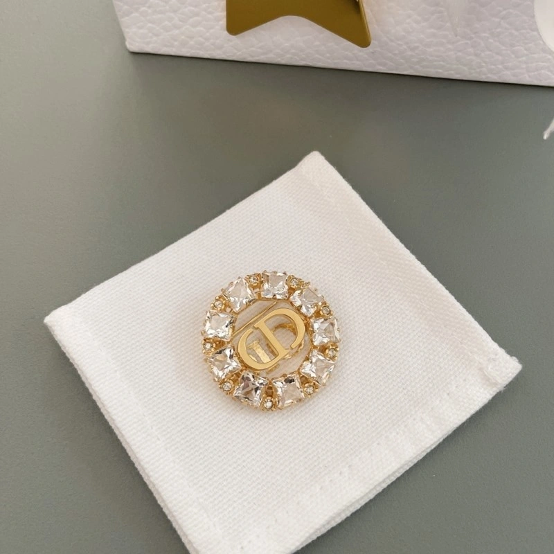 1:1 copy Christian Dior Brooches