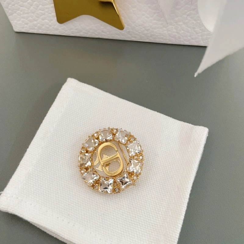 1:1 copy Christian Dior Brooches