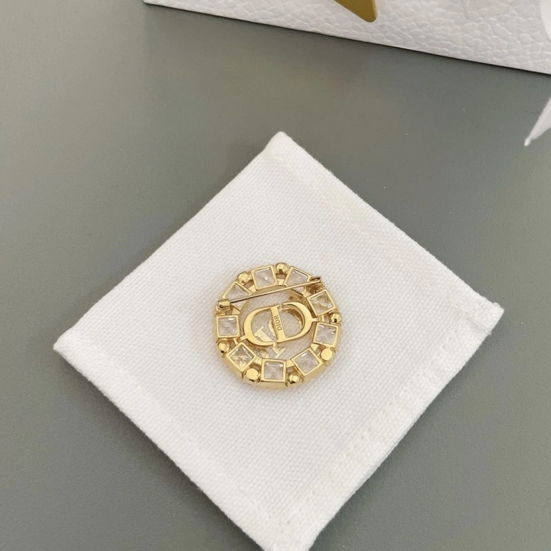 1:1 copy Christian Dior Brooches
