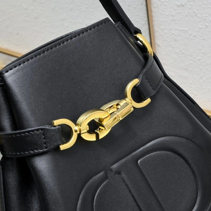 Budget-friendly Christian Dior Bucket Bags