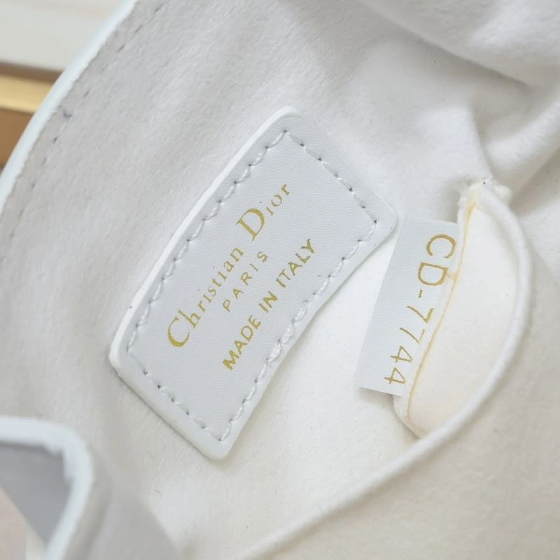 Top match Christian Dior Bucket Bags