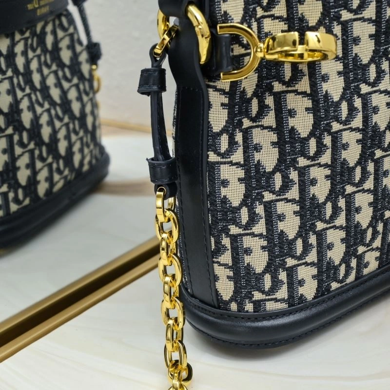 Inexpensive Christian Dior Bucket Bags
