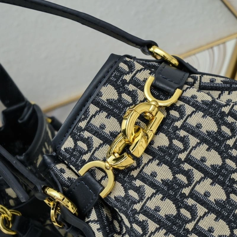 Inexpensive Christian Dior Bucket Bags