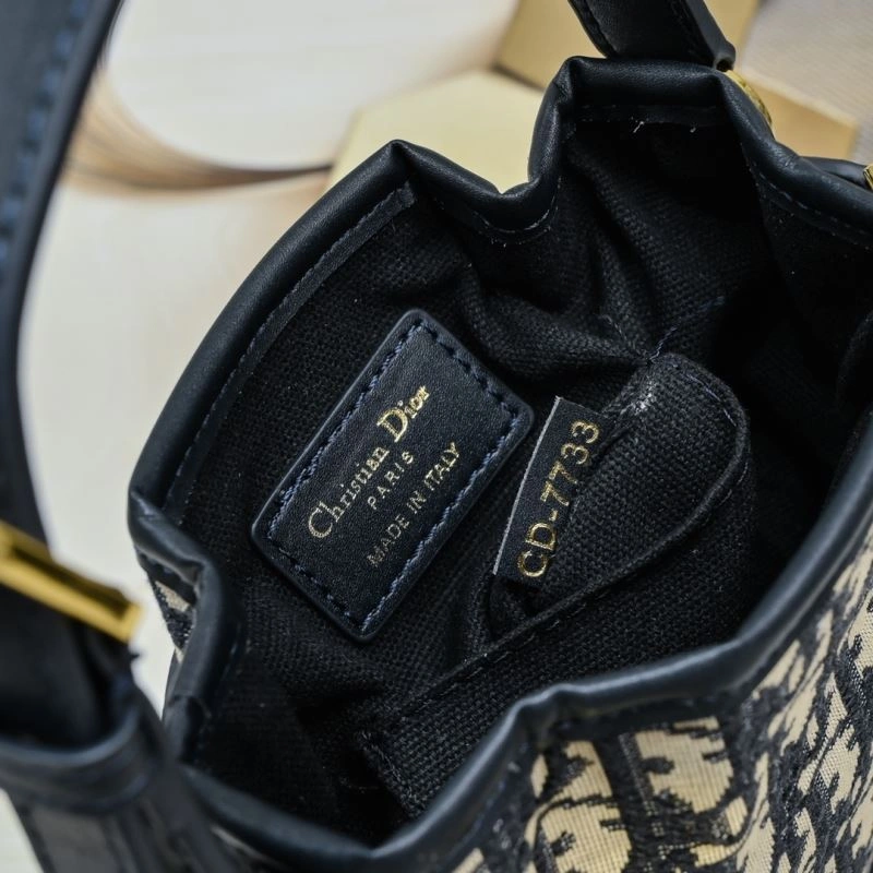 Inexpensive Christian Dior Bucket Bags