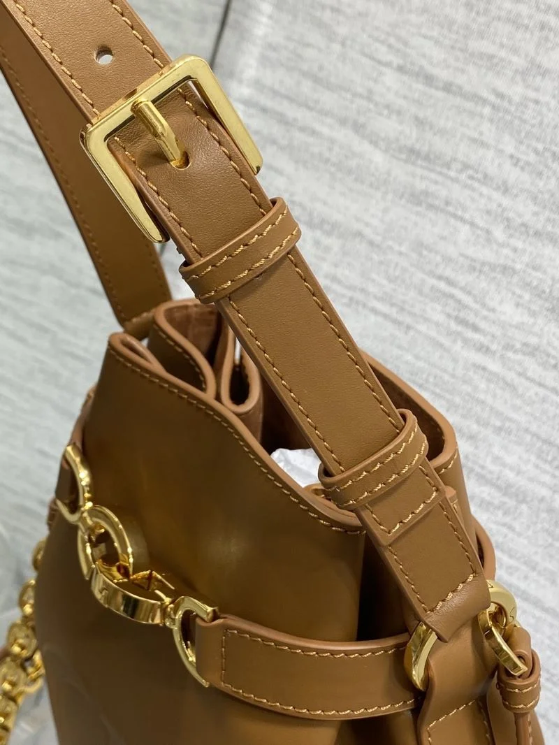 Top mirror Christian Dior Bucket Bags
