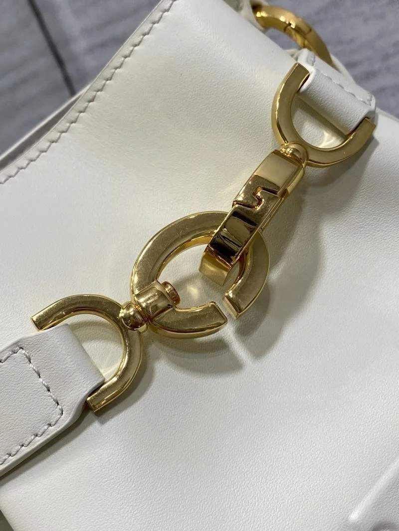 Official Christian Dior Bucket Bags