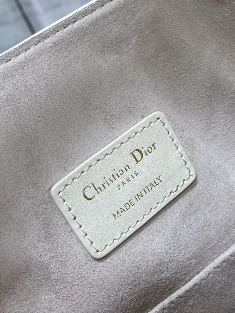 Official Christian Dior Bucket Bags